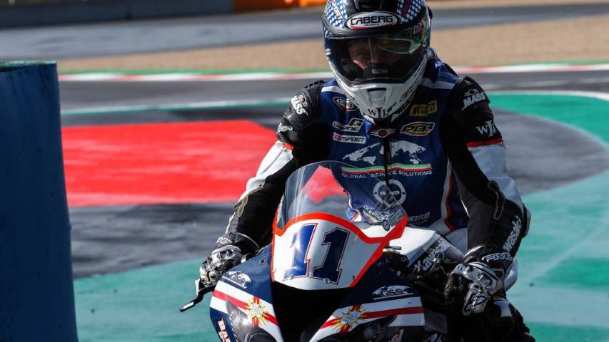 Kyle Smith se queda sin moto a cuatro días de volar a Australia | MOTOSAN