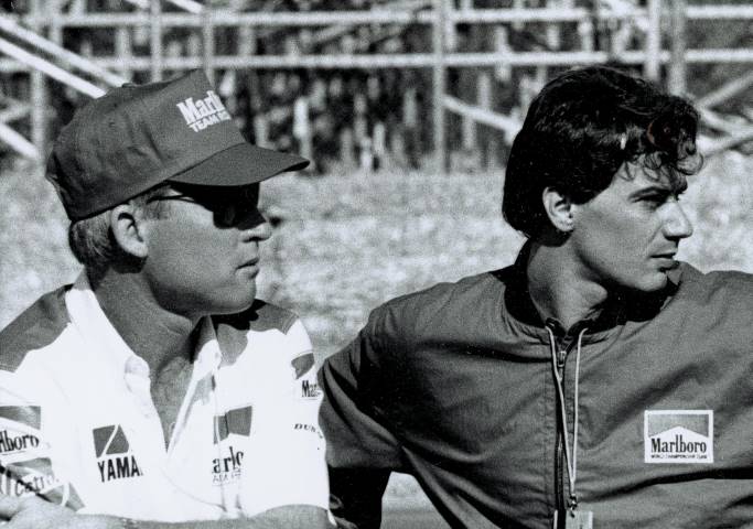 Una vuelta con Luca Cadalora por la época de los dos tiempos | MOTOSAN