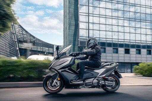 Nuevo Kymco AK 550 Premium 2023 | MOTOSAN Nuevo Kymco AK 550 Premium 2023 | MOTOSAN