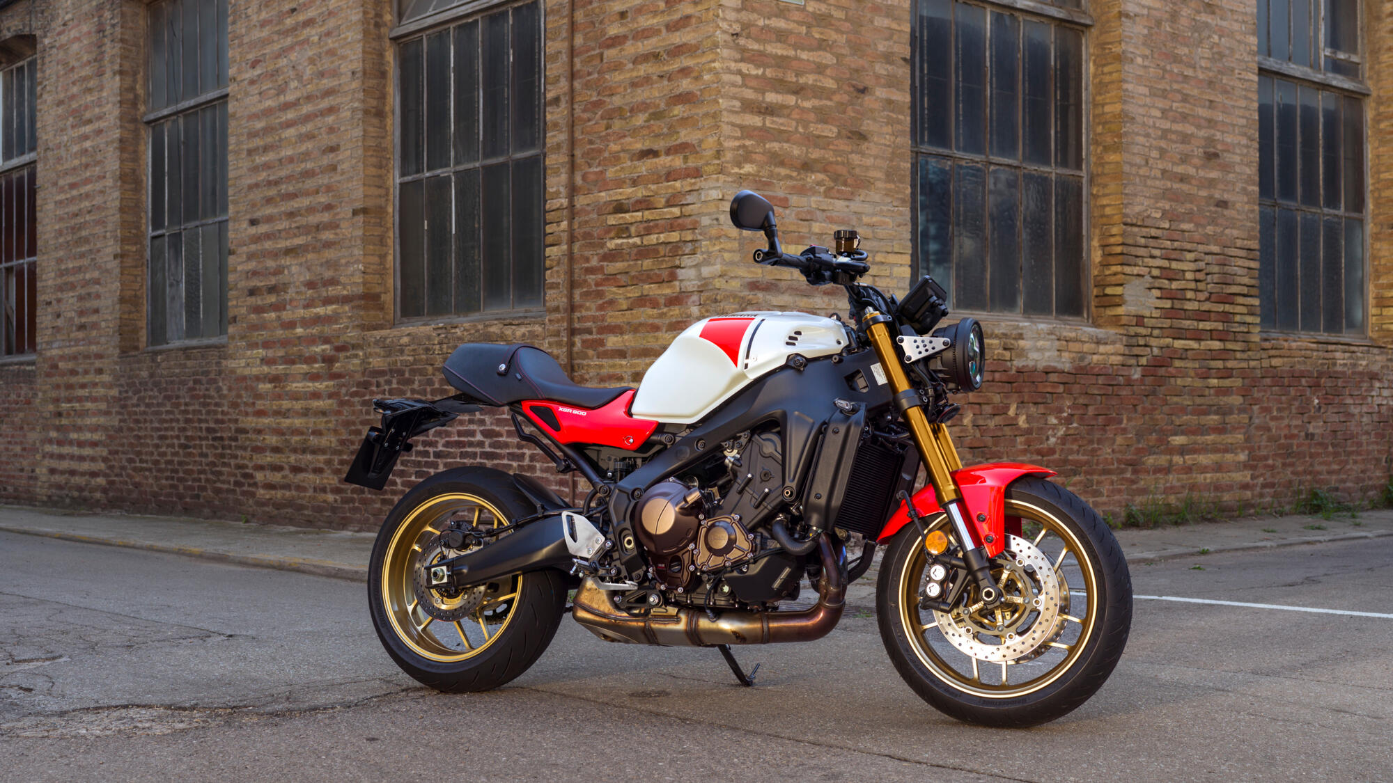Yamaha XSR900: La leyenda renace | MOTOSAN