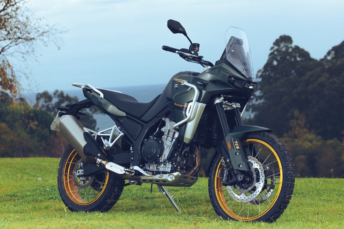 Kove 800X Pro, la trail más ligera y potente del segmento | MOTOSAN